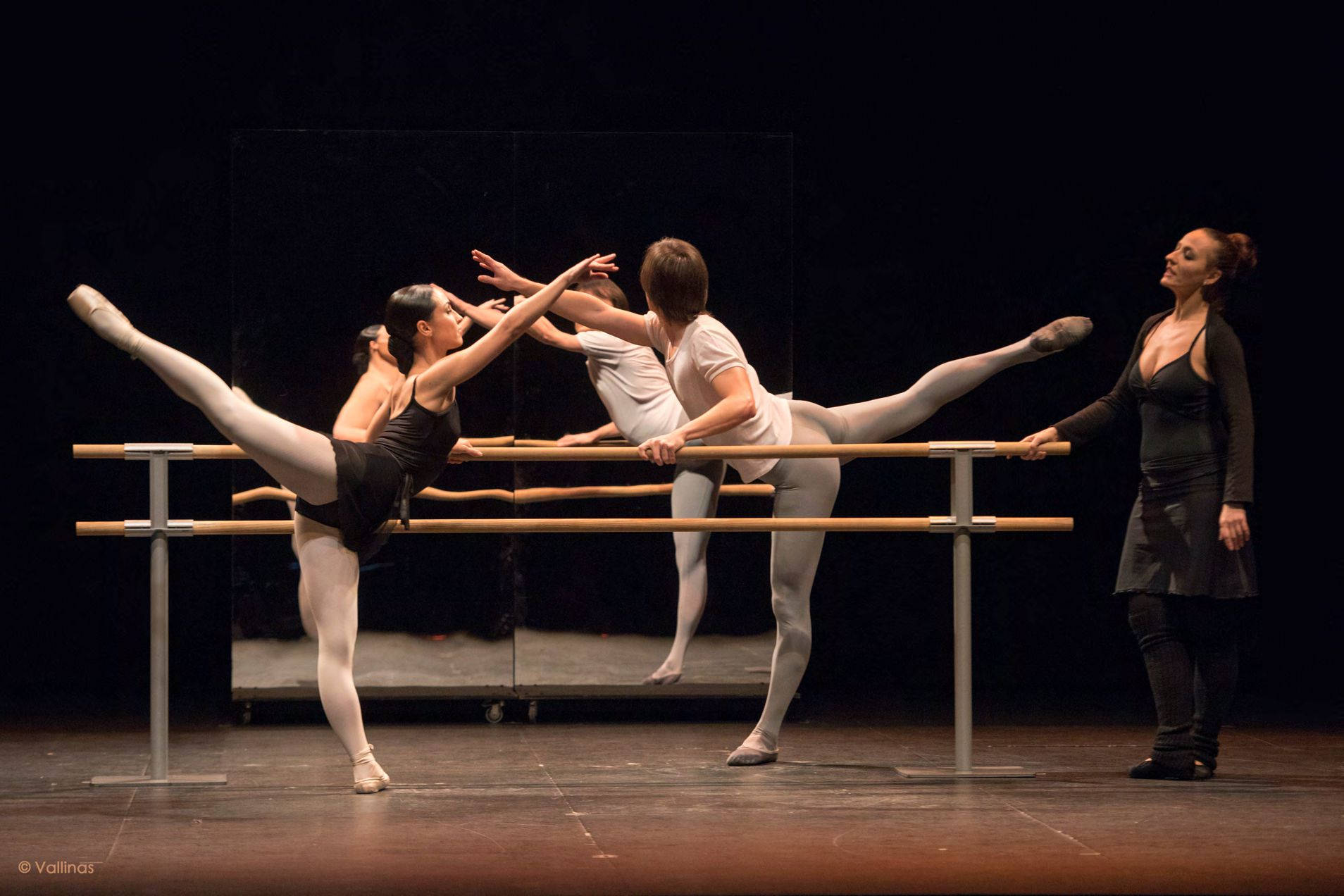 Movimientos, la danza de la punta al tacón - Alcalá de Henares